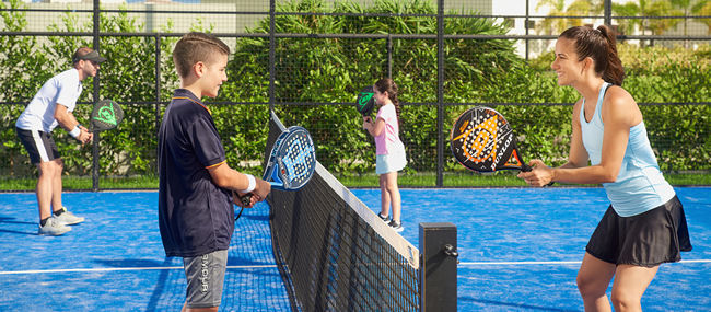 10 Beneficios de Jugar Pádel