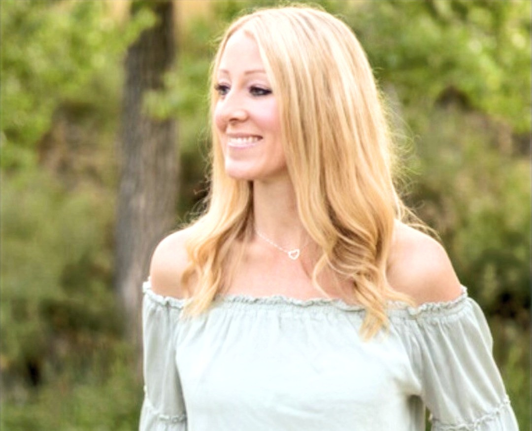 Sarah Janik Psychic Medium