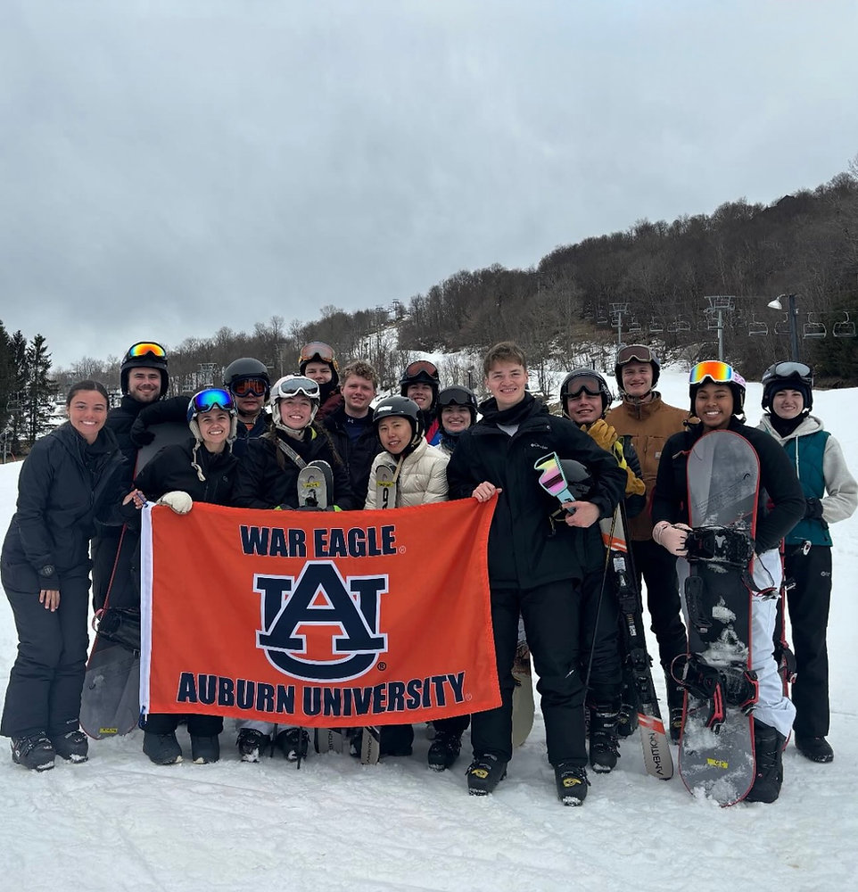 Auburn Students Shred the Slopes of North Carolina with Auburn Outdoors