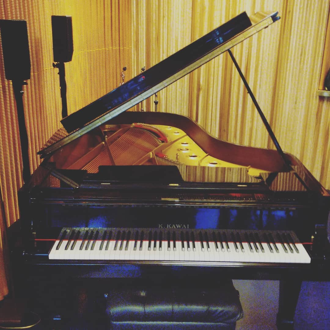 Fullscreen Page | Sam First