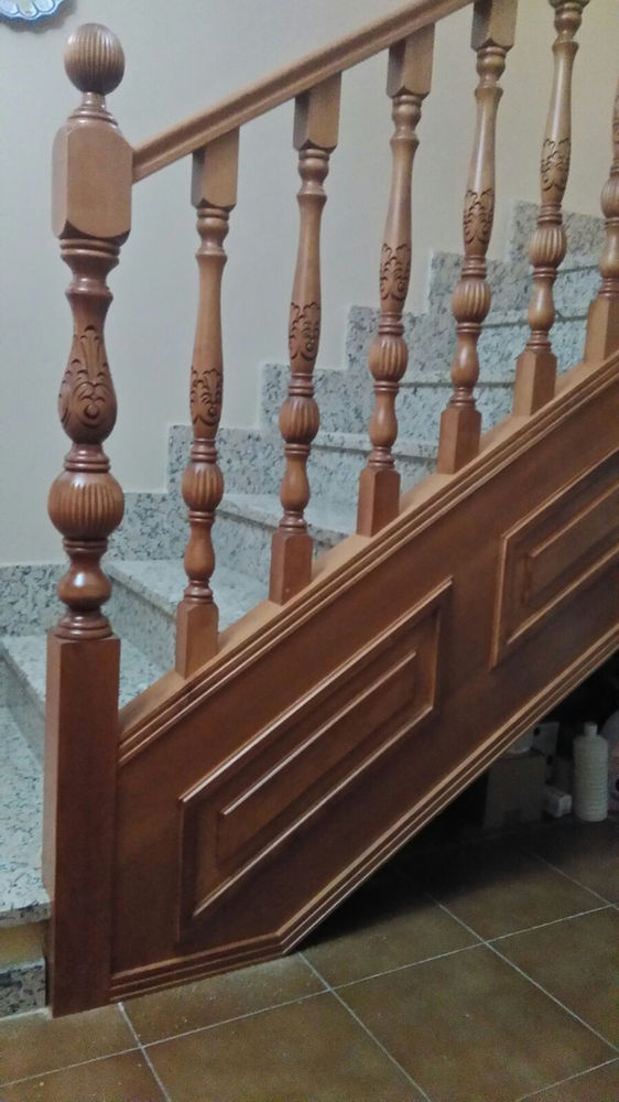 Balaustres de madera para barandillas