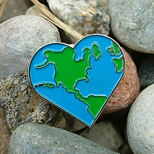 GO GREEN! - Earth Heart Lapel Pin | BizPins Inc.