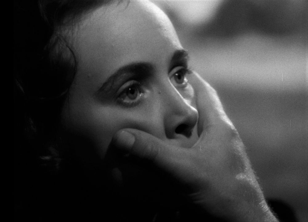 Shadow Of A Doubt (1943)