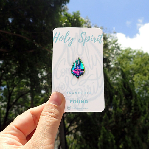Holy Spirit Pin | Signs & Wonders