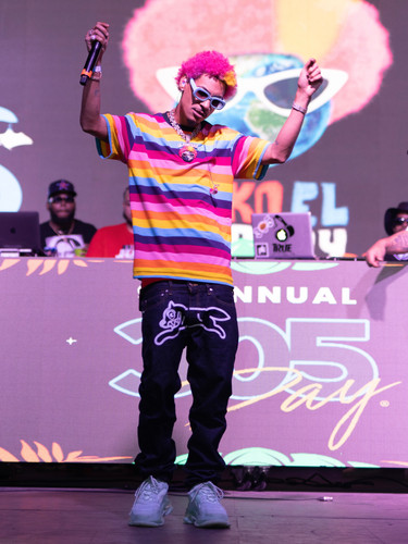 HOME | 305 DAY Mar. 5, 2022