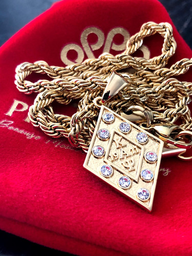 10 Founders Diamond Pendant (Gold) | Privileged BMM