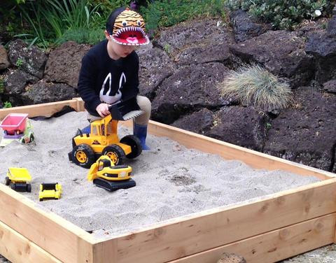 Sand Pit | MacDirect