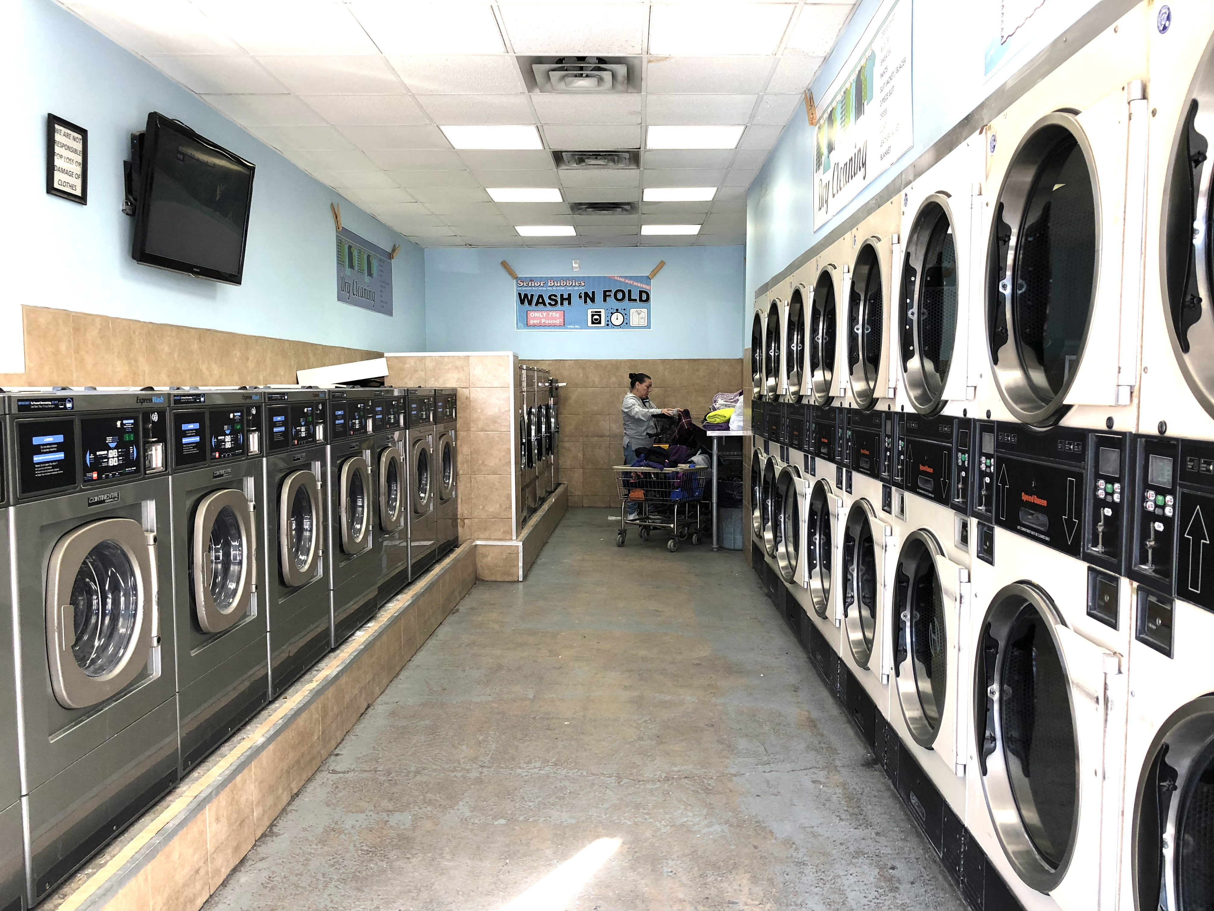 Laundromat | Senor Bubbles Laundromat | Jersey City, NJ