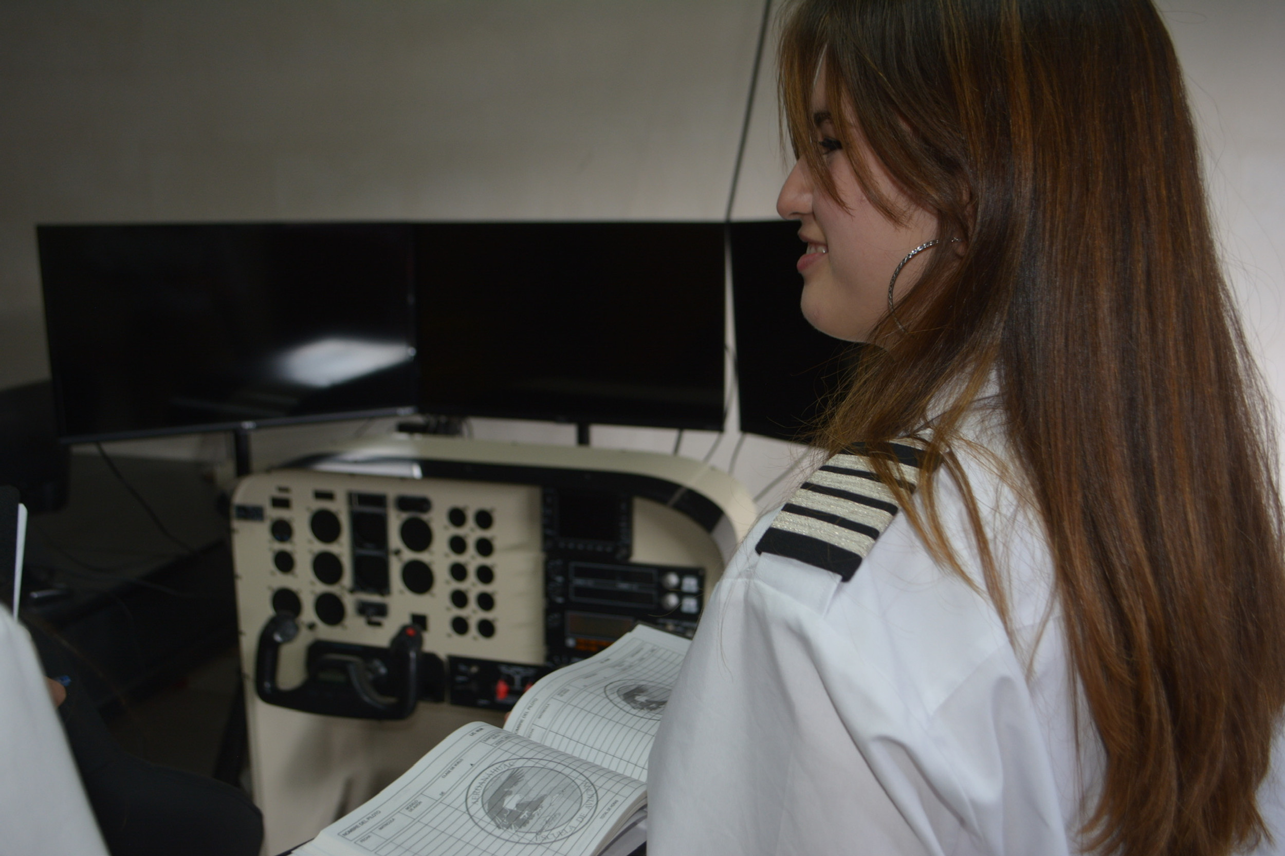 Aeroanahuac school training programs | Fall in love with the sky