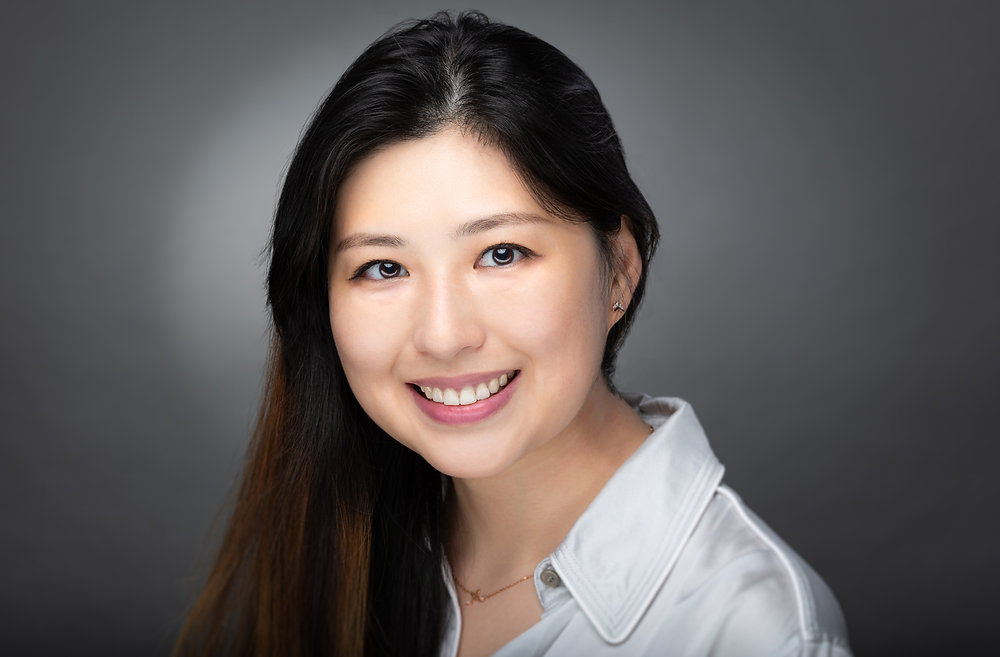 How recruiters "read" your headshot, and how it can get you more work.