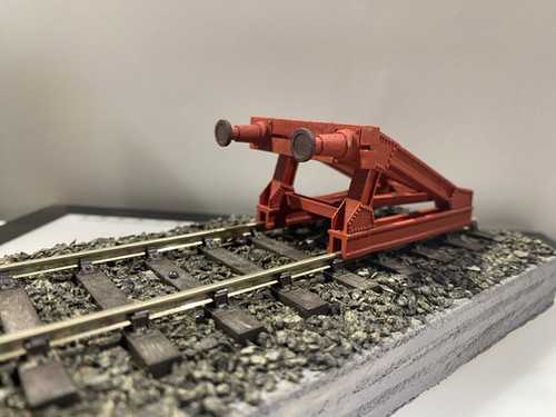 O Gauge 2x Painted Iron Buffers | Detailed Modelling
