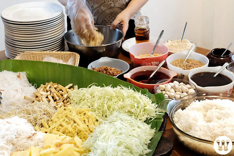 Traditional Myanmar Salad - Let Thoke Sone