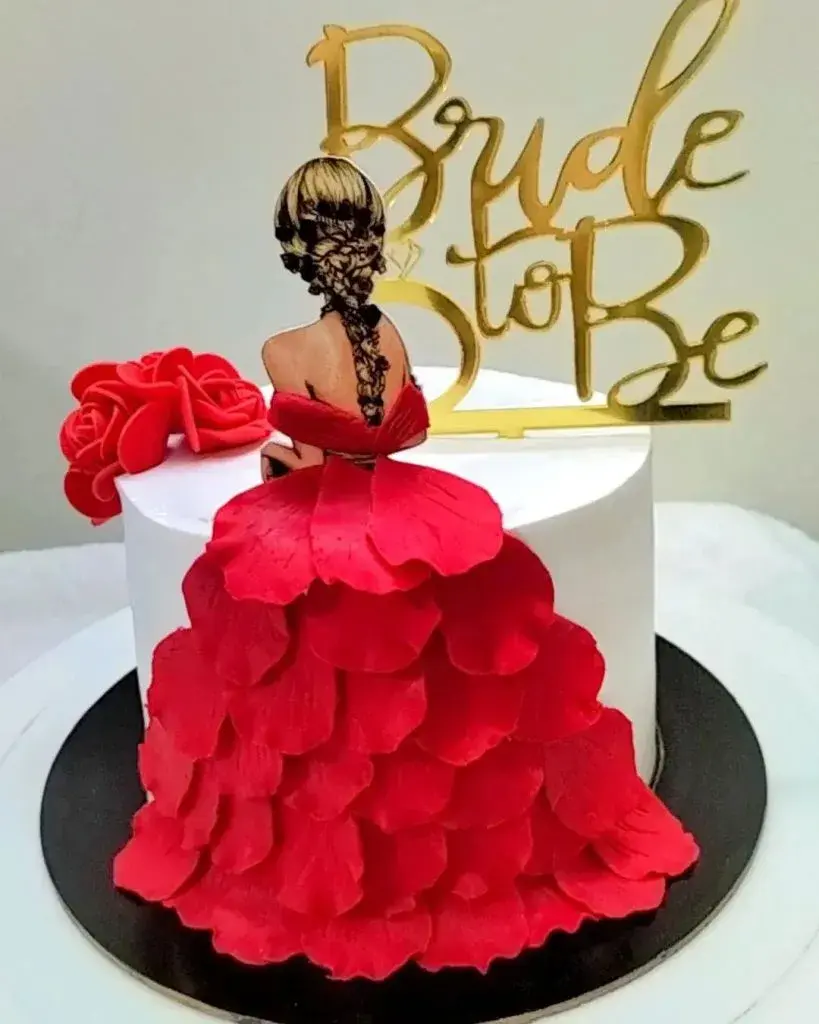 Unique & Simple Bride-to-Be Cake Design Online - 7th Heaven