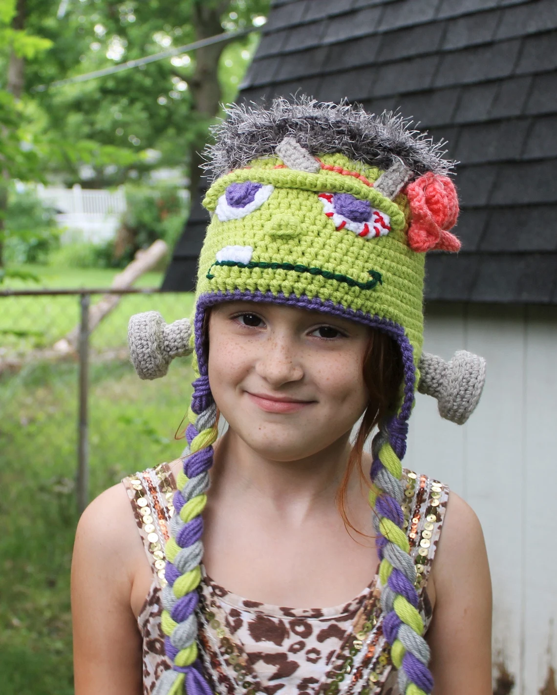 Frankenstein Monster Crochet Hat Pattern | topstitchescrochet