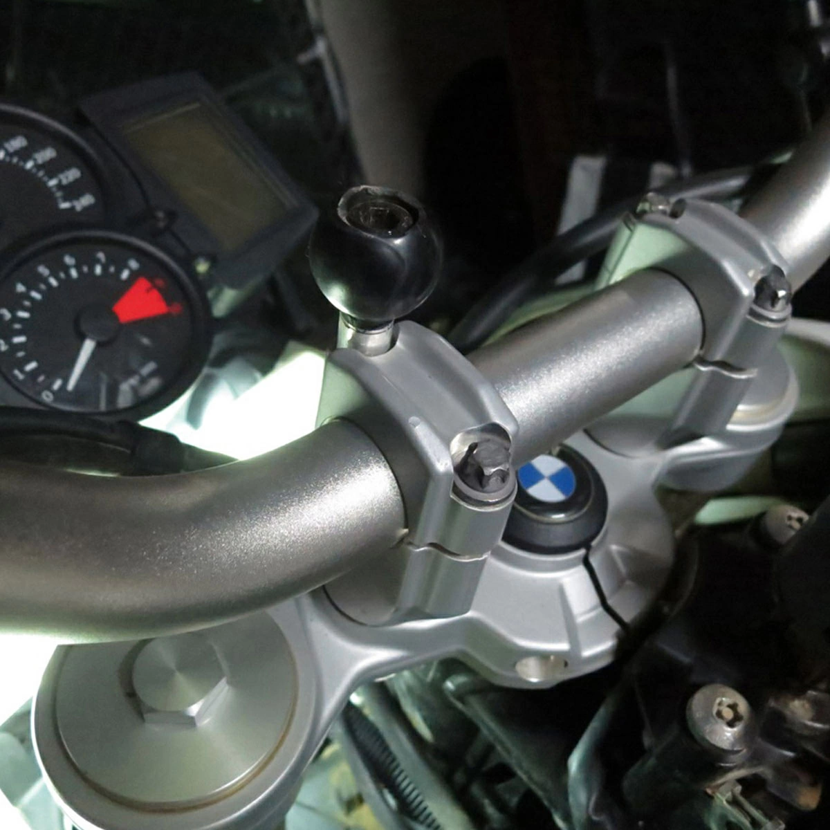 RAM Motorcycle Handlebar Clamp Base with M8 Bolts RAM-B-367U | Off Road ...