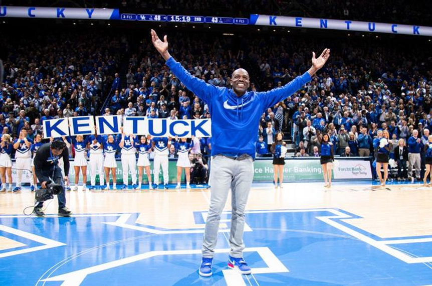Former Wildcat Star Tony Delk Helping Kentucky Children's Hospitalhttps ...