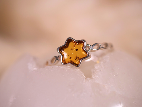 Amber Star Ring | Zsa-Zsa's Bozeman