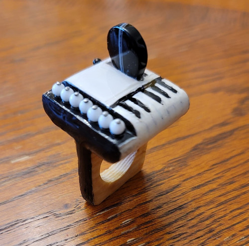 "Grand Piano" Ring | Rubeni Jewelry