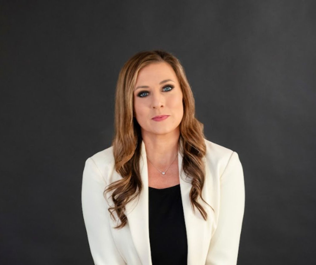 Success on Her Own Terms: Amanda Cahill’s Journey from Corporate Hustle ...