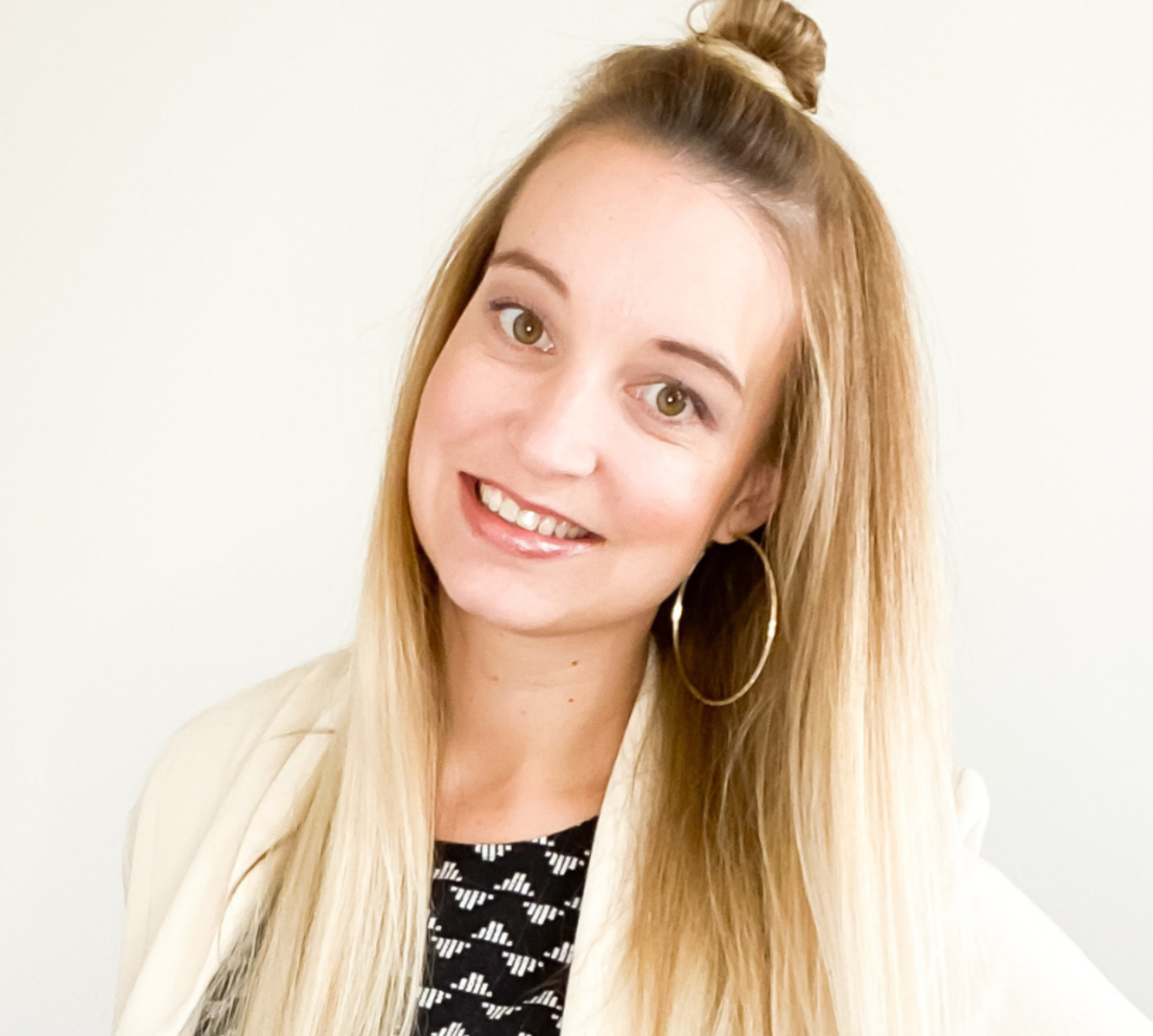 Empowering Mom Entrepreneurs: Sara Ross's Journey to Building a Lasting ...