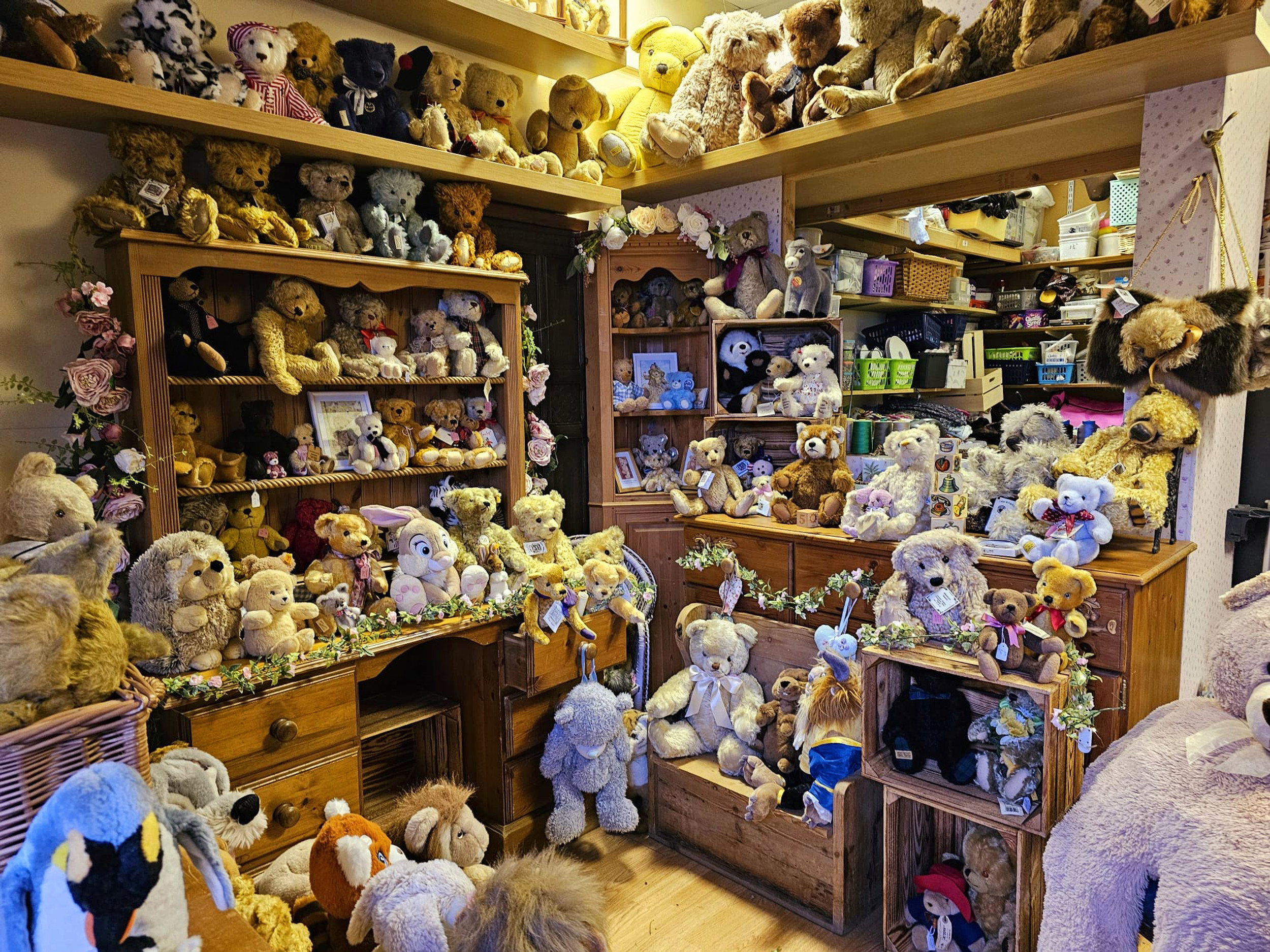 Mother Hubbard's Teddy Bear Shop
