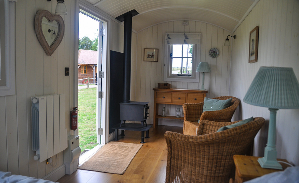 Tenterden Shepherds Hut Accommodation Kent
