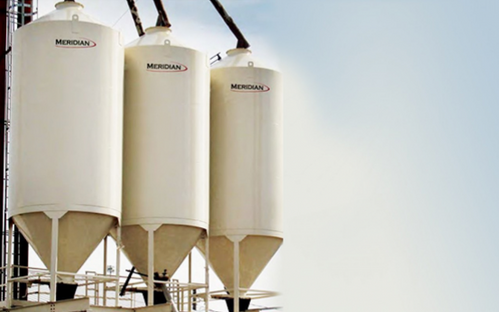 Meridian Steep Cone Fertilizer Bin | lakecountrycoopag