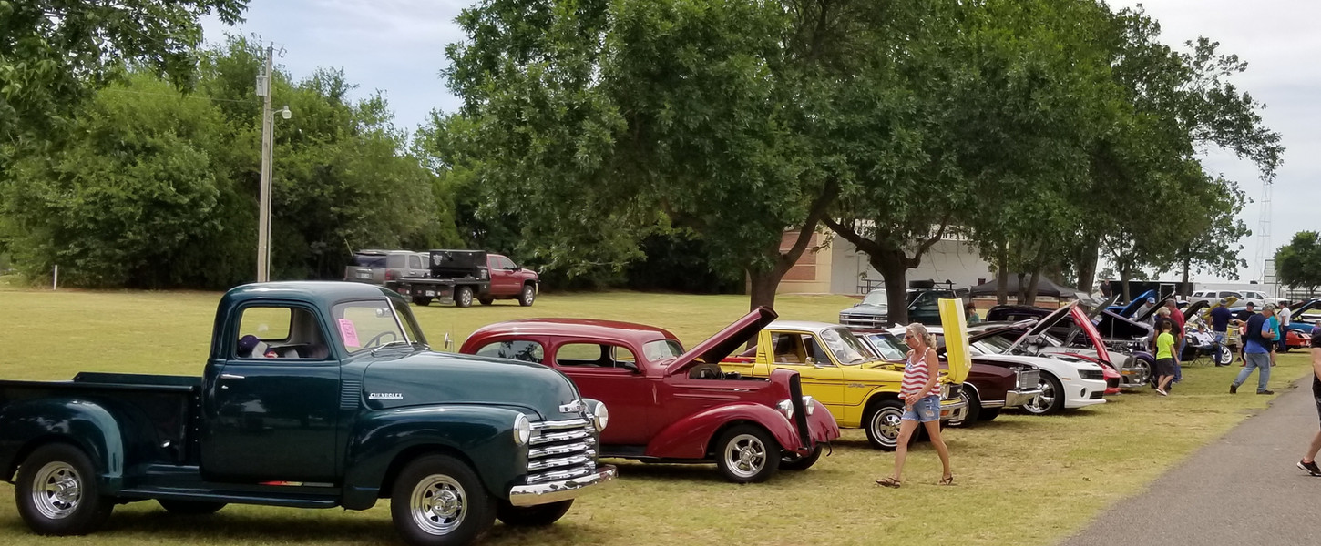 Heartland Cruise Car Show Weatherford, OK