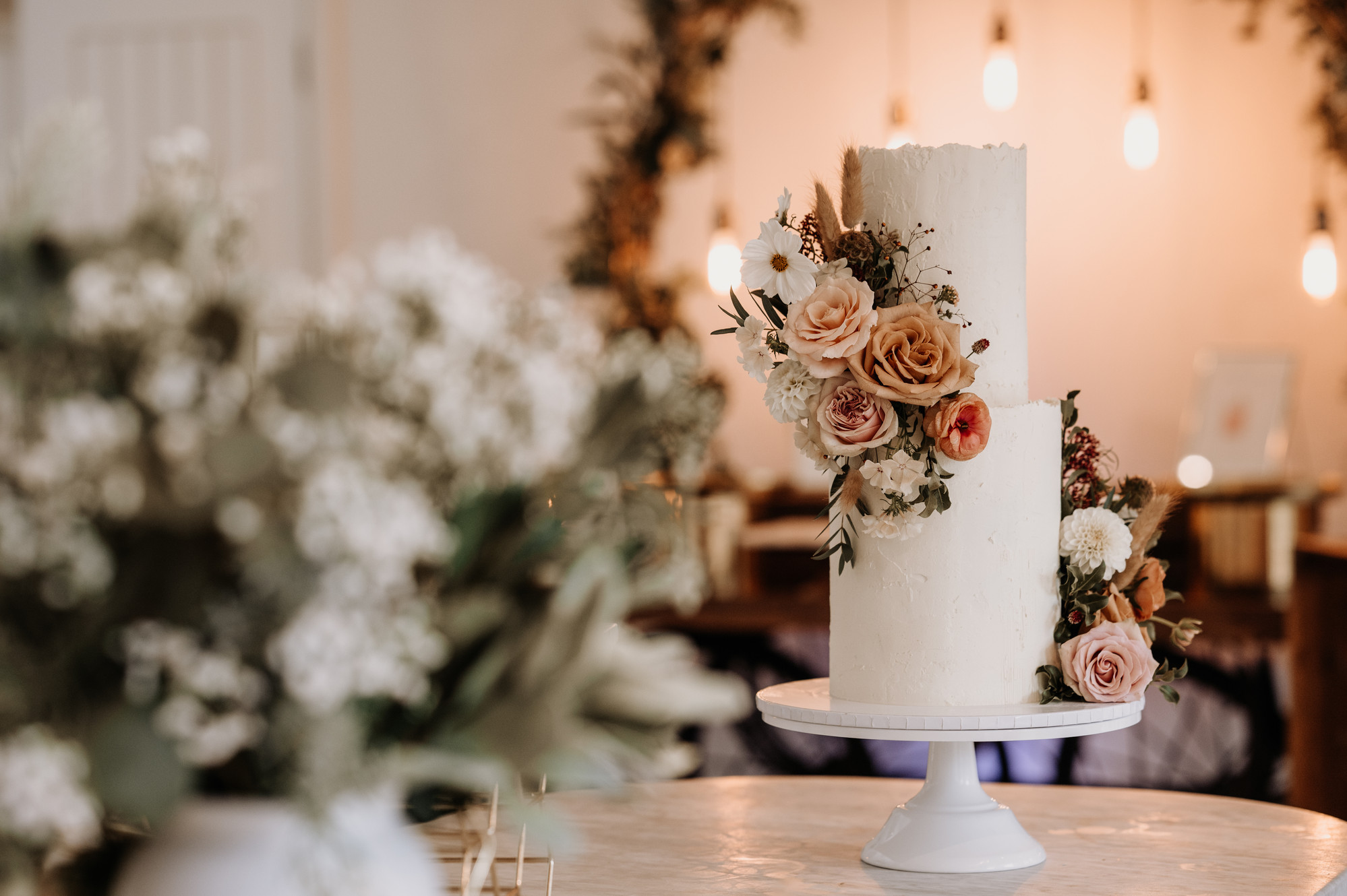 Flour and Fold | Luxury Cakes | Faringdon, Oxfordshire UK