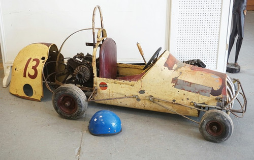 1221_VINTAGE 1940'S - 1950'S QUARTER MIDGET RACE CAR. FIBERGLASS BODY ...