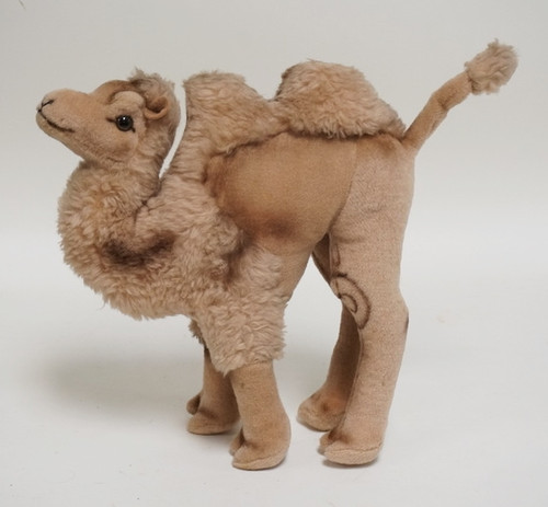 STEIFF CAMEL MEASURING 11 1/4 INCHES HIGH. | dennisauction