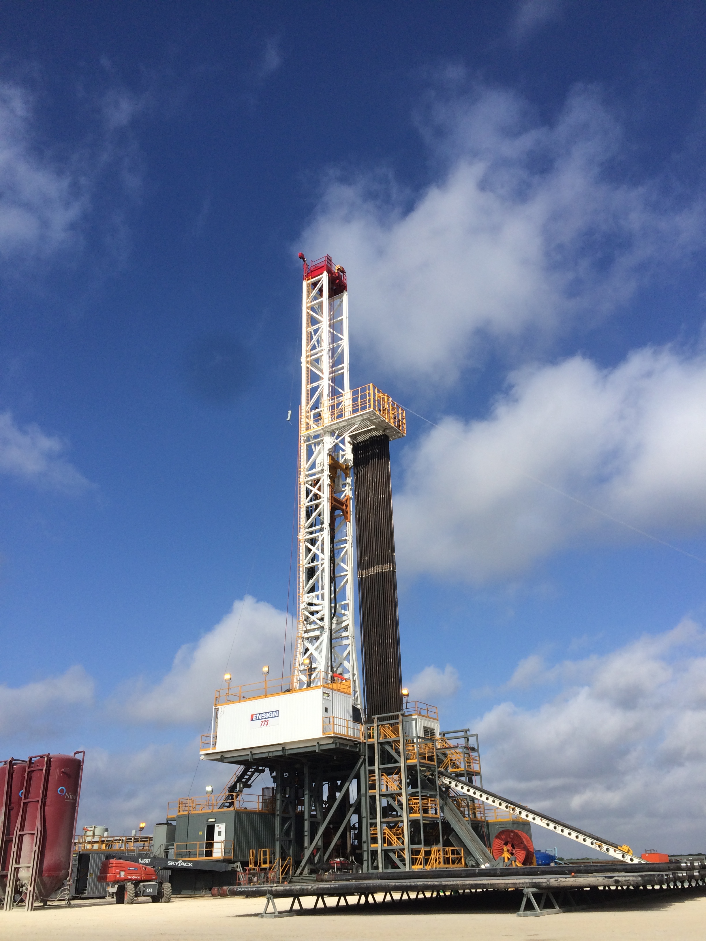 Land Rig Photos | Hunter Drilling