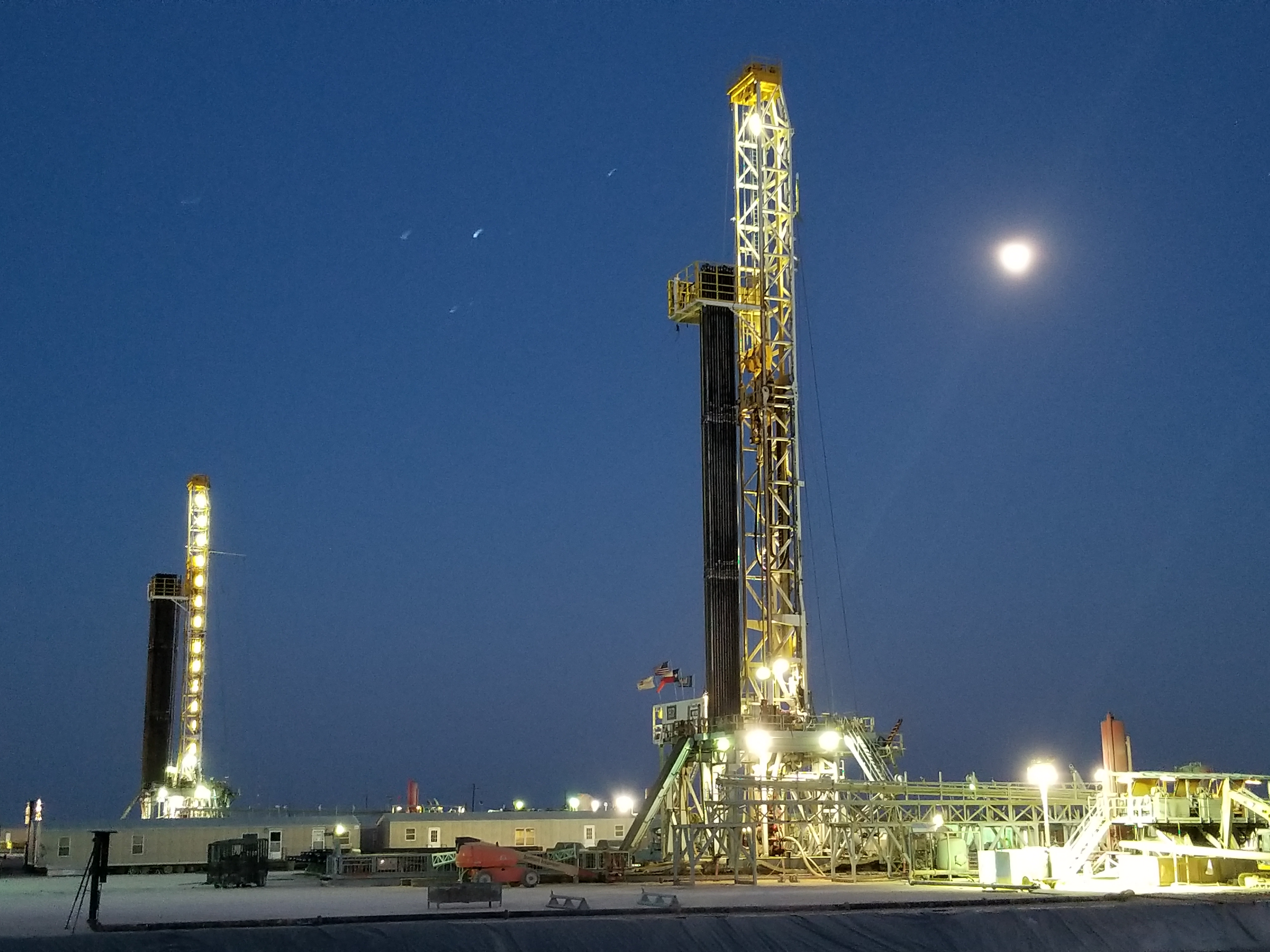 Land Rig Photos | Hunter Drilling