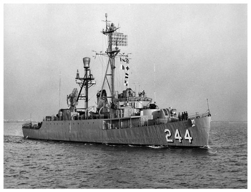 Edsall-class radar picket ship USS Otterstetter DER-244 | Model Monkey