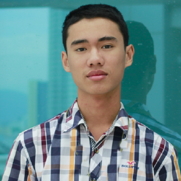 On-Device Machine learning solutions with Mediapipe, Duy Mai