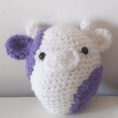 Vaca amigurumi (Para comprar toque "COMPRE AQUÍ") | ADELA