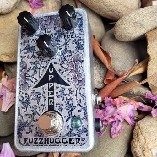 FuzzHugger Upper frequency doubler / octave up | FuzzHugger Effects