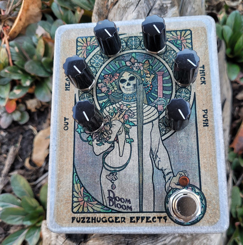 FuzzHugger Doom Bloom fuzz (Graphic, Deluxe finish) | FuzzHugger Effects