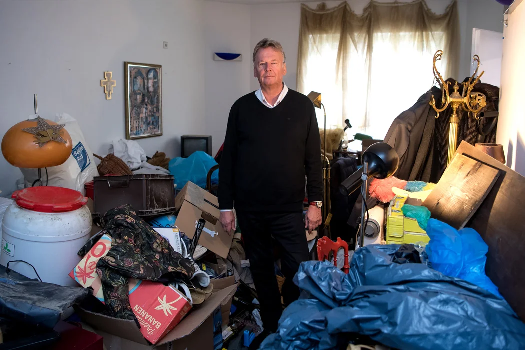 What is Hoarding Disorder and What are the Risk Factors?