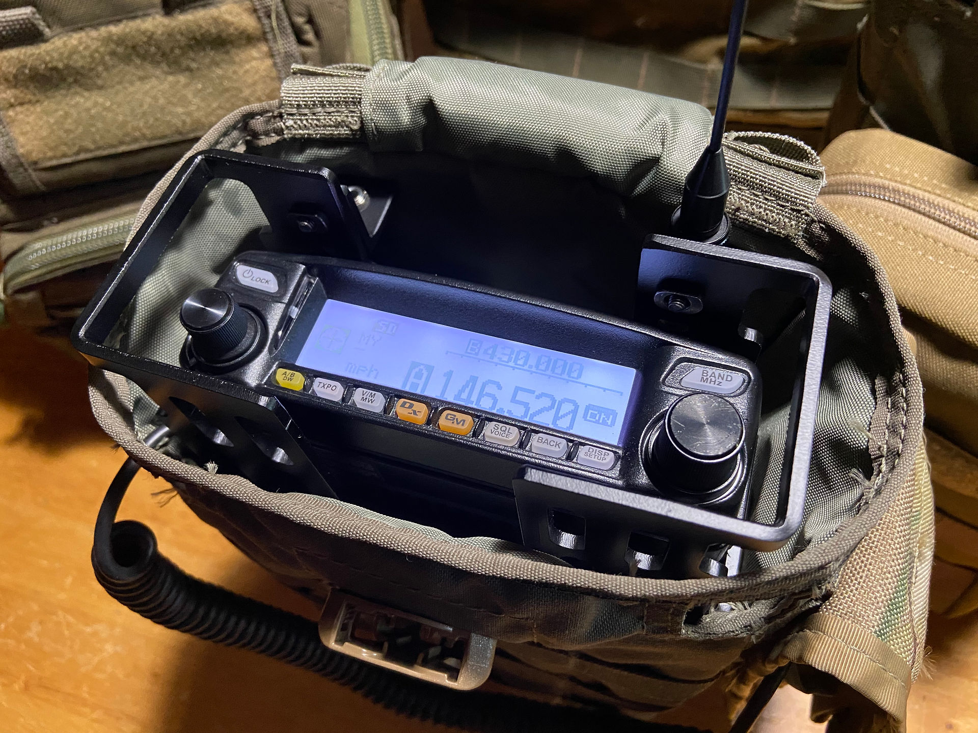 Yaesu FTM 100DR ARMOLOQ Yaesu FTM 100DR ARMOLOQ