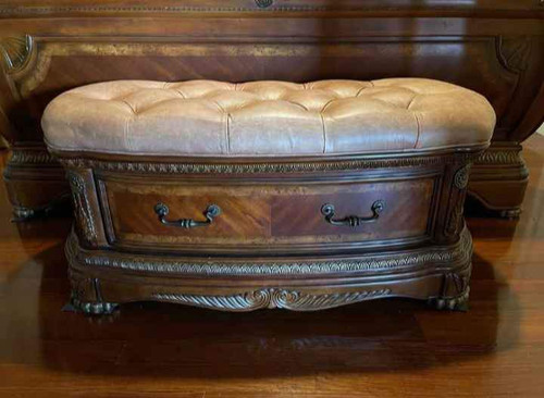 Michael Amini "Cortina" Ottoman/Bench | Principitos Furnitur