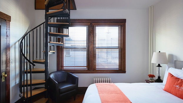 The Andrus Hotel | Spiral Staircase Suite