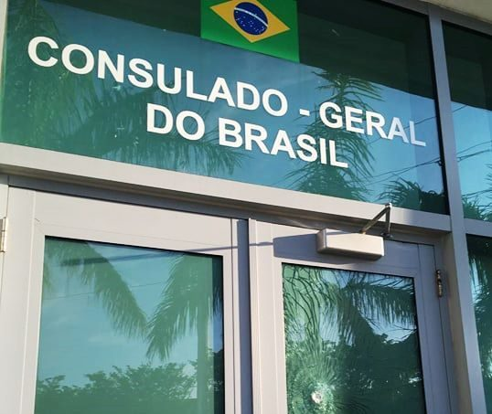 In Miami-Florida, City's Book visits the headquarters of the Consulate ...