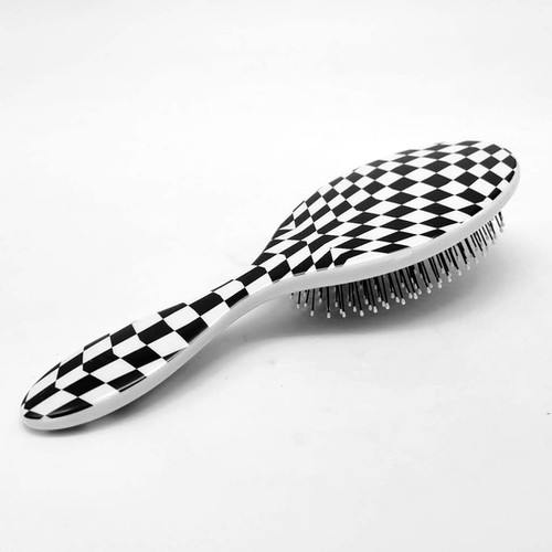Checkers Wet Hair Brush | RaceChex