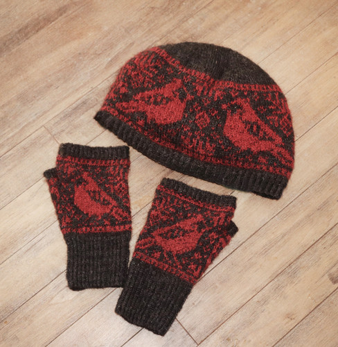 Corina Newsome Hat and Muffatees Kit (Cardinals) | 5 Sisters Farm
