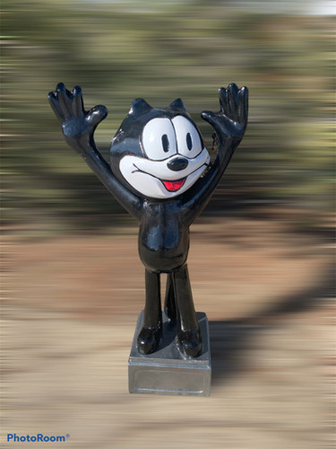 "Felix the Cat" Cast Aluminum Sculpture | A&I Yard Art