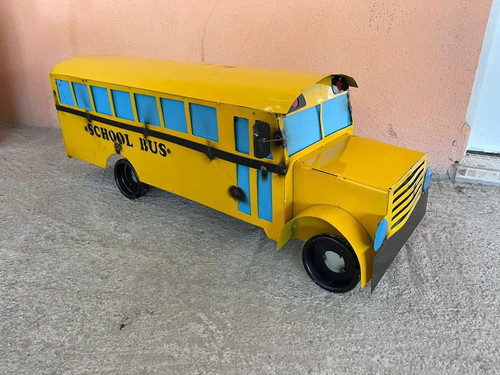 Mini School Bus Yard Art | A&I Yard Art