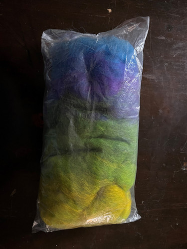Dyed Carded Bats of Wool | Greenbank Mills & Philips Farm