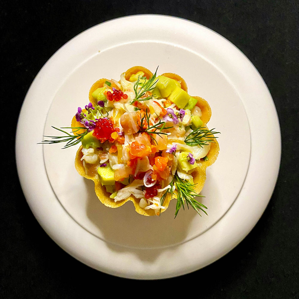 Croustillant de tourteau, agrumes et avocat