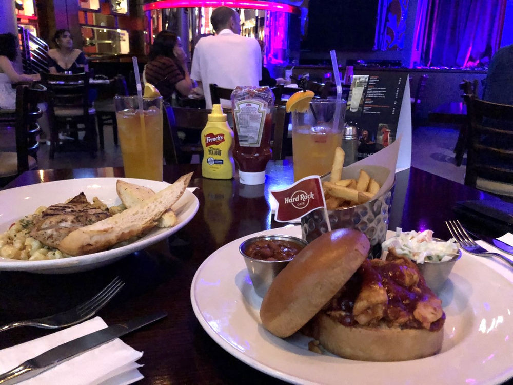 My Review of Hard Rock Cafe Dubai, UAE